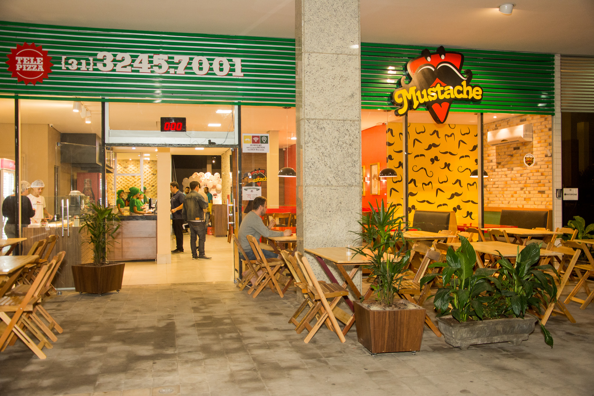 Mustache Belo Horizonte | Pizzaria em BHMustache Hand Pizza